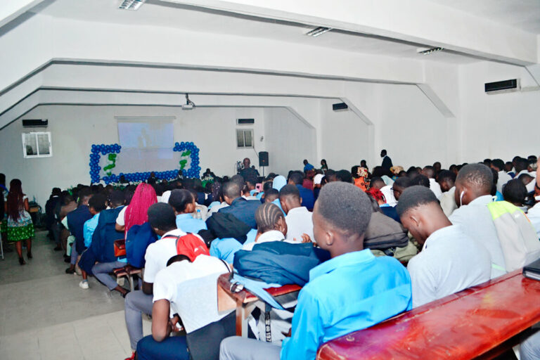 Présentation – UNIVERSITÉ INTERNATIONALE PRIVÉE D'ABIDJAN